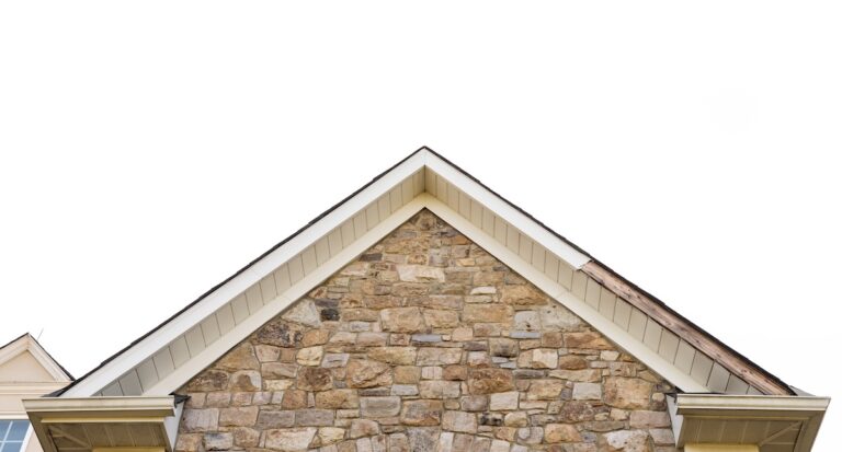 Fascia Repair Guide: When & How To Fix It