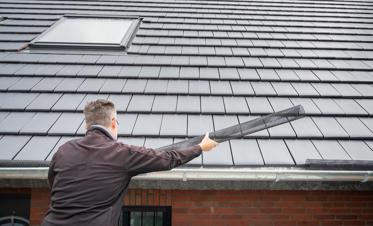 7 Best DIY Gutter Guards For Homeowners
